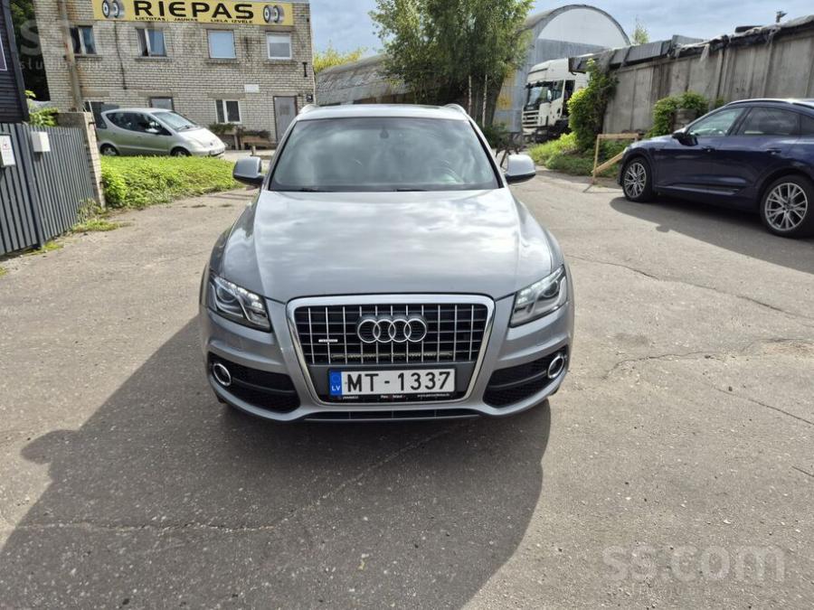 Pelēks Audi Q5 2009 Rīga, ar dzinēja tilpumu 2.00 L un nobraukumu 358 tūkst. km par 7790 €, foto 4 vietnē AUTOMOTO.COM.LV
