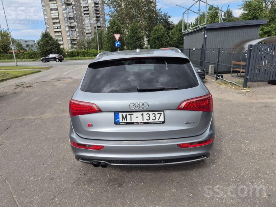 Pelēks Audi Q5 2009 Rīga, ar dzinēja tilpumu 2.00 L un nobraukumu 358 tūkst. km par 7790 €, foto 8 vietnē AUTOMOTO.COM.LV