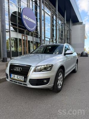 Pelēks Audi Q5 2009 Rīga, ar dzinēja tilpumu 3.00 L un nobraukumu 0 tūkst. km par 6500 €, foto  vietnē AUTOMOTO.COM.LV