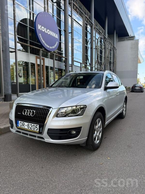 Grey Audi Q5 2009 in Riga, with an engine capacity of 3.00 L and mileage of 0 thousand km for 6500 €, photo 1 on AUTOMOTO.COM.LV