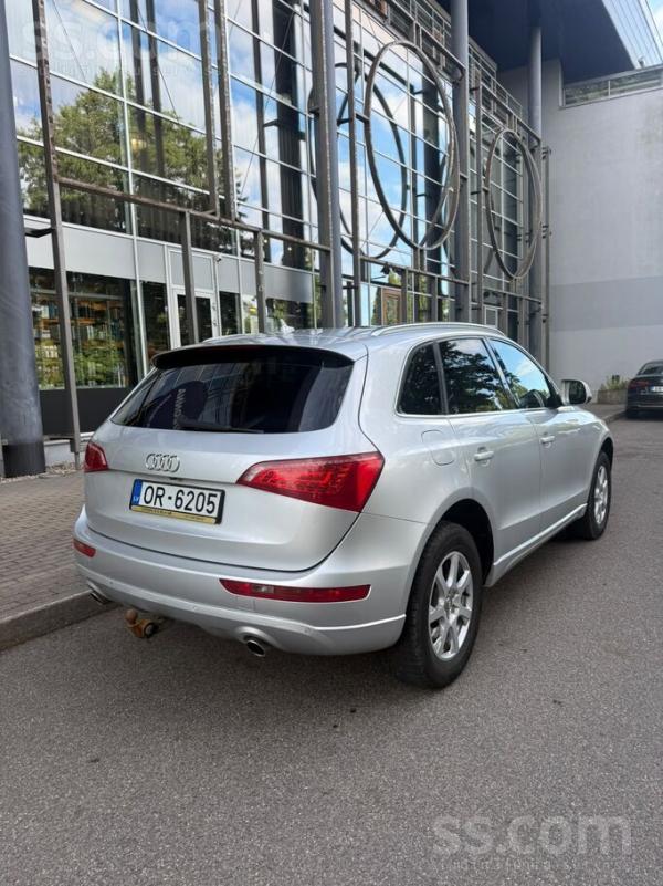 Grey Audi Q5 2009 in Riga, with an engine capacity of 3.00 L and mileage of 0 thousand km for 6500 €, photo 4 on AUTOMOTO.COM.LV