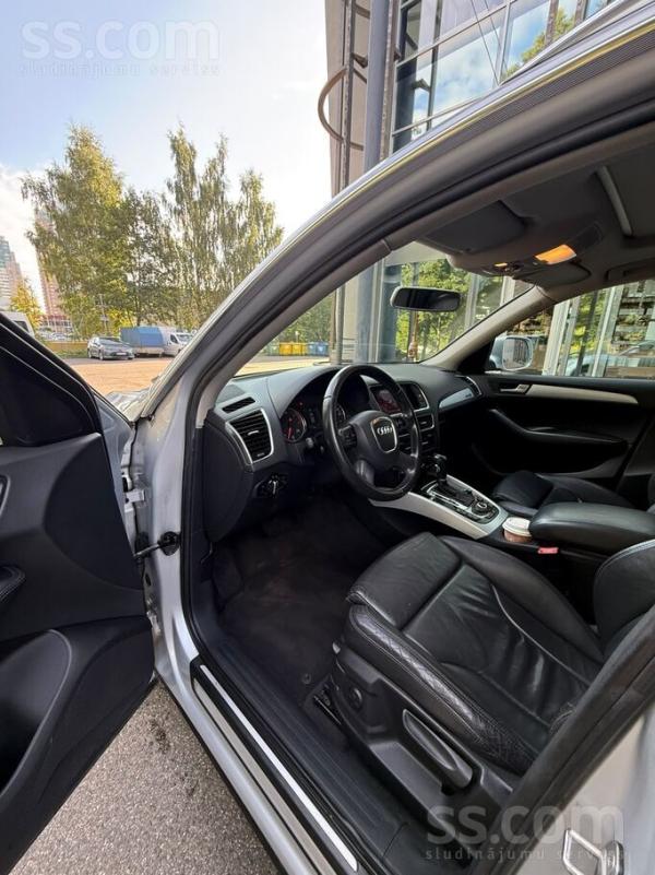 Grey Audi Q5 2009 in Riga, with an engine capacity of 3.00 L and mileage of 0 thousand km for 6500 €, photo 11 on AUTOMOTO.COM.LV
