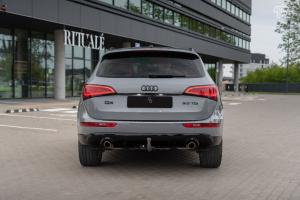 Grey Audi Q5 2009 in Plunge, with an engine capacity of 3.00 L and mileage of 355 thousand km for 9500 €, photo 6 on AUTOMOTO.COM.LV