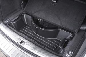 Grey Audi Q5 2009 in Plunge, with an engine capacity of 3.00 L and mileage of 355 thousand km for 9500 €, photo 21 on AUTOMOTO.COM.LV