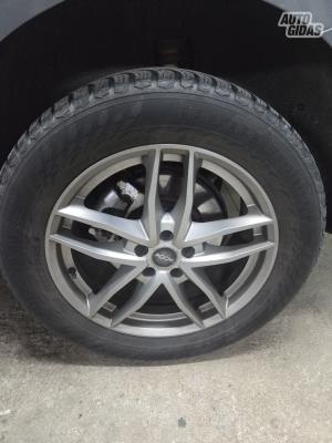 Grey Audi Q5 2009 in Plunge, with an engine capacity of 3.00 L and mileage of 355 thousand km for 9500 €, photo 27 on AUTOMOTO.COM.LV
