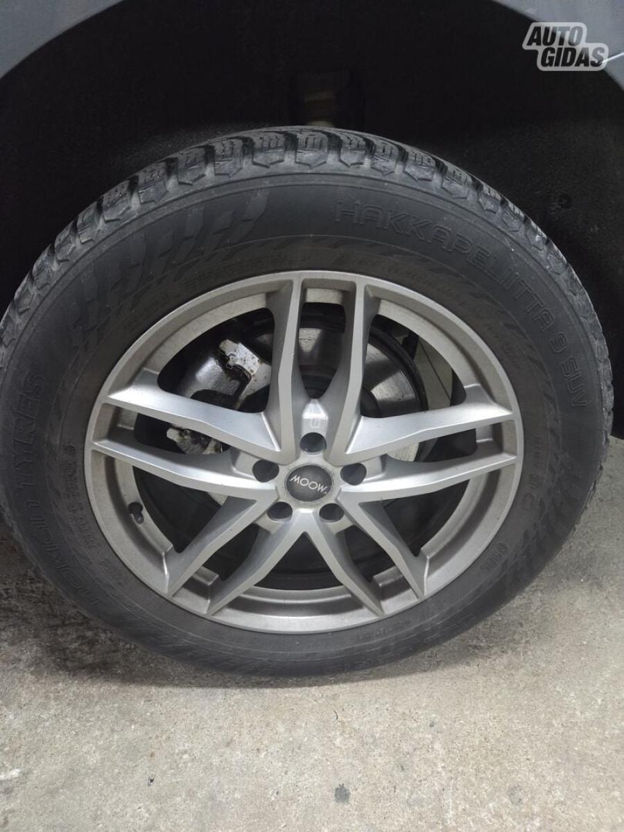 Grey Audi Q5 2009 in Plunge, with an engine capacity of 3.00 L and mileage of 355 thousand km for 9500 €, photo 27 on AUTOMOTO.COM.LV