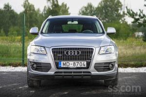 Grey Audi Q5 2009 in Riga, with an engine capacity of 3.00 L and mileage of 392 thousand km for 7390 €, photo 3 on AUTOMOTO.COM.LV