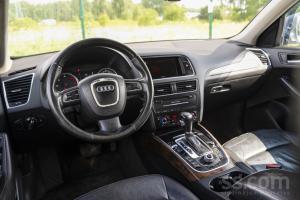 Grey Audi Q5 2009 in Riga, with an engine capacity of 3.00 L and mileage of 392 thousand km for 7390 €, photo 8 on AUTOMOTO.COM.LV