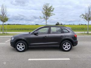 Pelēks Audi Q5 2009 Marijampole, ar dzinēja tilpumu 1.97 L un nobraukumu 290 tūkst. km par 7500 €, foto 3 vietnē AUTOMOTO.COM.LV