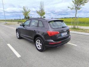 Pelēks Audi Q5 2009 Marijampole, ar dzinēja tilpumu 1.97 L un nobraukumu 290 tūkst. km par 7500 €, foto 4 vietnē AUTOMOTO.COM.LV