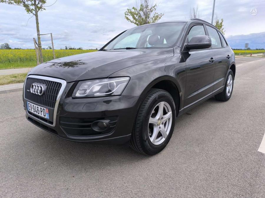 Pelēks Audi Q5 2009 Marijampole, ar dzinēja tilpumu 1.97 L un nobraukumu 290 tūkst. km par 7500 €, foto 10 vietnē AUTOMOTO.COM.LV