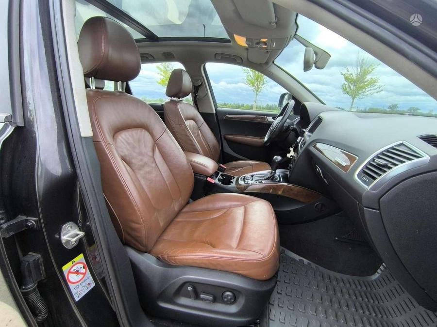 Pelēks Audi Q5 2009 Marijampole, ar dzinēja tilpumu 1.97 L un nobraukumu 290 tūkst. km par 7500 €, foto 15 vietnē AUTOMOTO.COM.LV