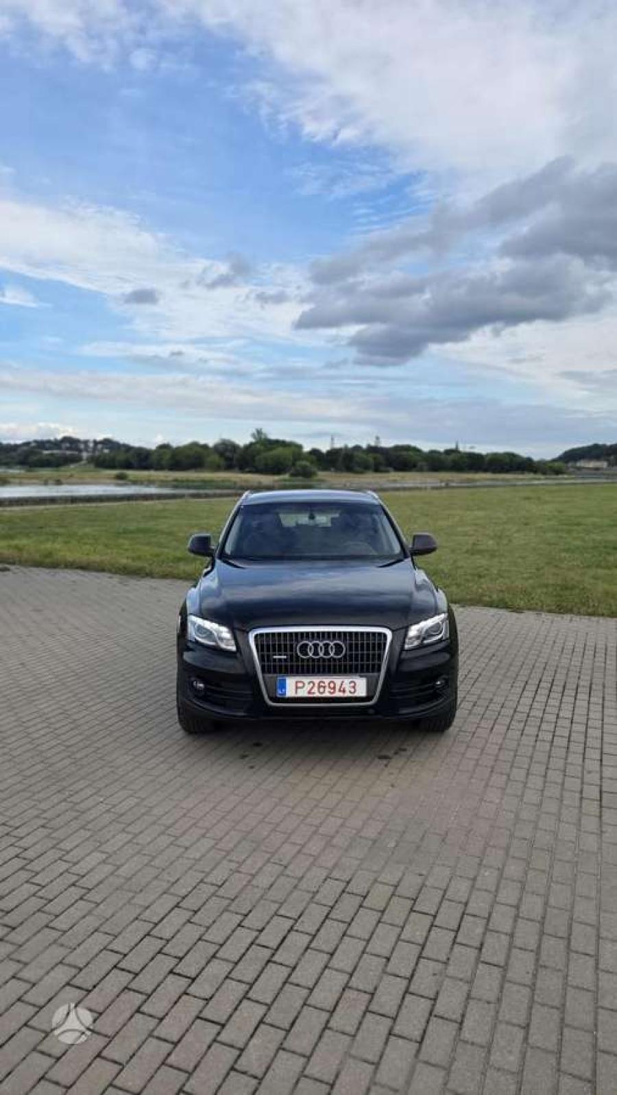 Pelēks Audi Q5 2009 Kauņa, ar dzinēja tilpumu 1.97 L un nobraukumu 320 tūkst. km par 6850 €, foto 3 vietnē AUTOMOTO.COM.LV