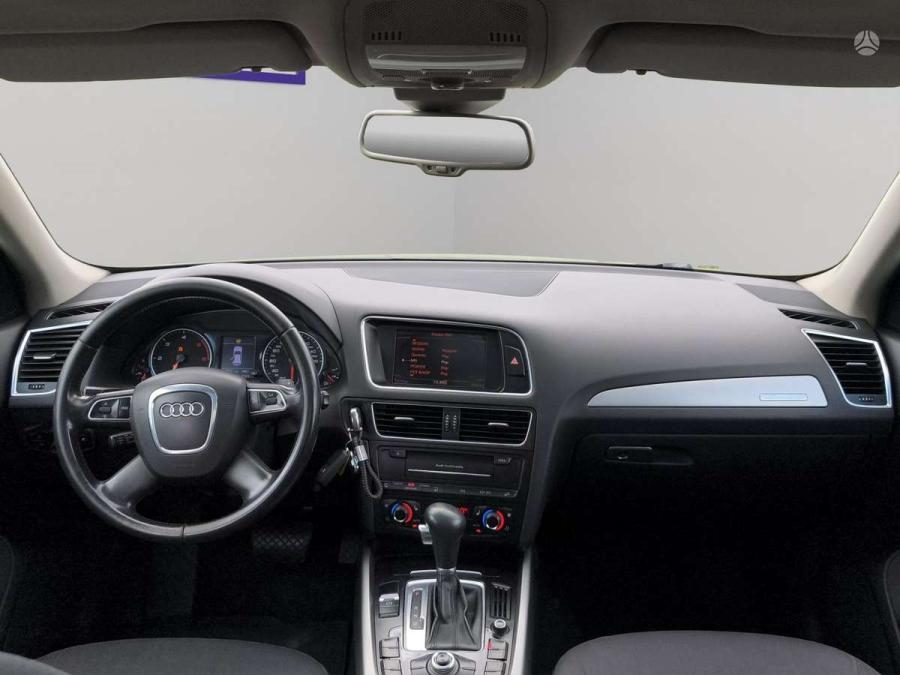 Grey Audi Q5 2009 in Vilnius, with an engine capacity of 3.00 L and mileage of 314 thousand km for 5999 €, photo 14 on AUTOMOTO.COM.LV