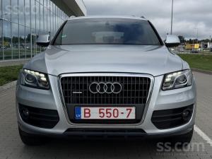 Grey Audi Q5 2009 in Rezekne, with an engine capacity of 2.00 L and mileage of 303 thousand km for 8990 €, photo  on AUTOMOTO.COM.LV