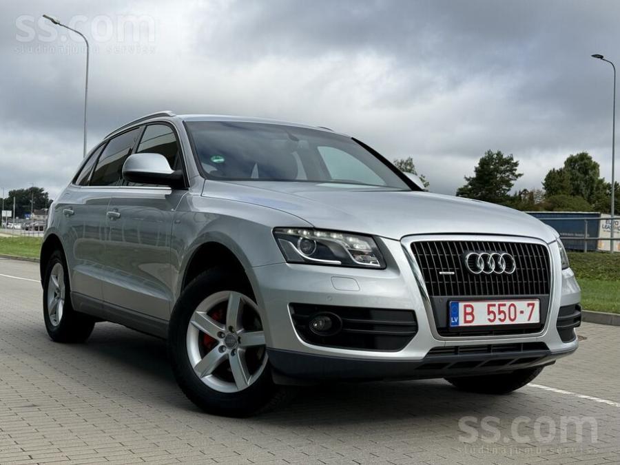 Grey Audi Q5 2009 in Rezekne, with an engine capacity of 2.00 L and mileage of 303 thousand km for 8990 €, photo 4 on AUTOMOTO.COM.LV