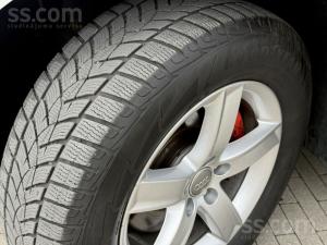 Grey Audi Q5 2009 in Rezekne, with an engine capacity of 2.00 L and mileage of 303 thousand km for 8990 €, photo 8 on AUTOMOTO.COM.LV
