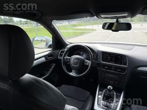 Grey Audi Q5 2009 in Rezekne, with an engine capacity of 2.00 L and mileage of 303 thousand km for 8990 €, photo 14 on AUTOMOTO.COM.LV