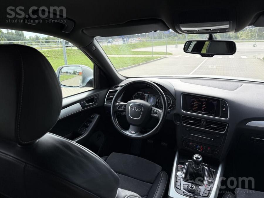 Grey Audi Q5 2009 in Rezekne, with an engine capacity of 2.00 L and mileage of 303 thousand km for 8990 €, photo 14 on AUTOMOTO.COM.LV