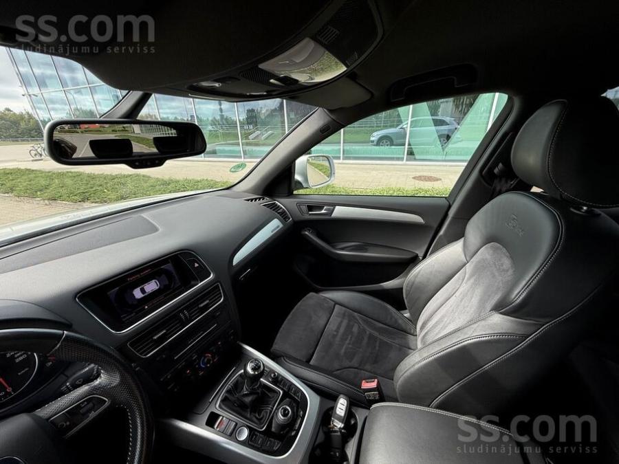 Grey Audi Q5 2009 in Rezekne, with an engine capacity of 2.00 L and mileage of 303 thousand km for 8990 €, photo 16 on AUTOMOTO.COM.LV