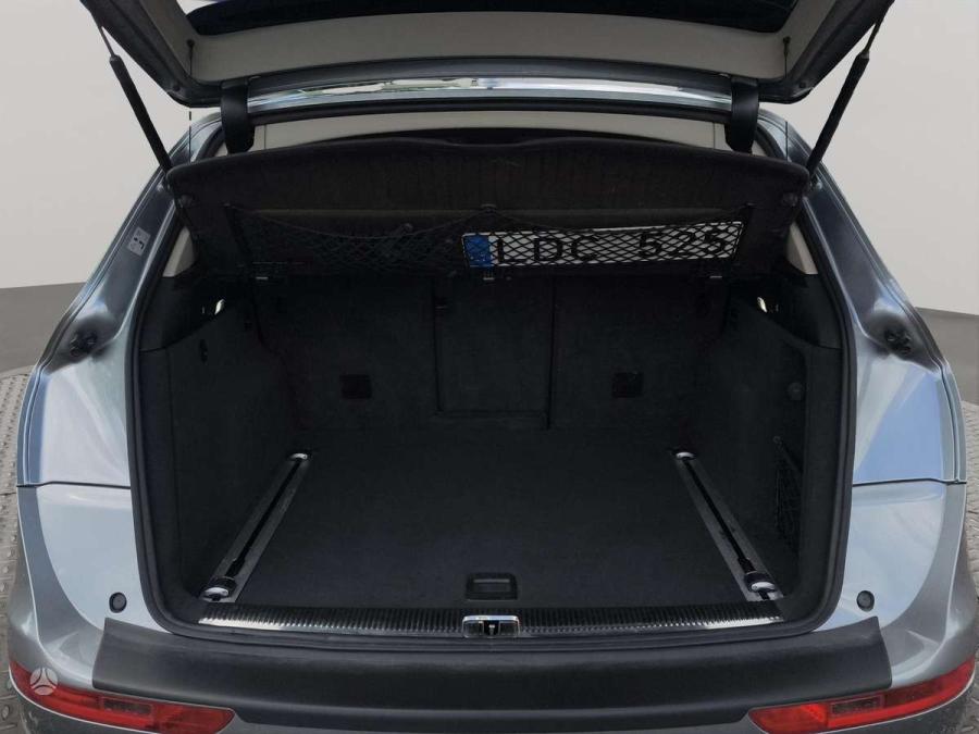 Grey Audi Q5 2009 in Vilnius, with an engine capacity of 3.00 L and mileage of 314 thousand km for 5999 €, photo 12 on AUTOMOTO.COM.LV