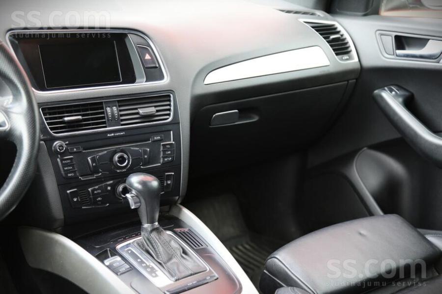 Pelēks Audi Q5 2009 Rīga, ar dzinēja tilpumu 3.00 L un nobraukumu 306 tūkst. km par 7995 €, foto 10 vietnē AUTOMOTO.COM.LV