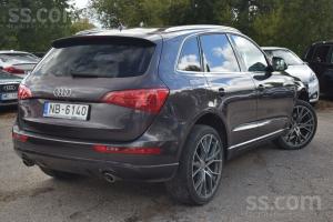 Pelēks Audi Q5 2009 Kuldīga, ar dzinēja tilpumu 3.00 L un nobraukumu 0 tūkst. km par 8350 €, foto 3 vietnē AUTOMOTO.COM.LV