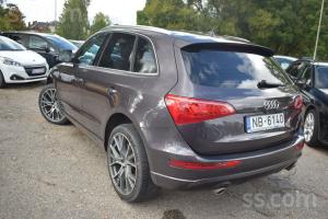 Pelēks Audi Q5 2009 Kuldīga, ar dzinēja tilpumu 3.00 L un nobraukumu 0 tūkst. km par 8350 €, foto 4 vietnē AUTOMOTO.COM.LV