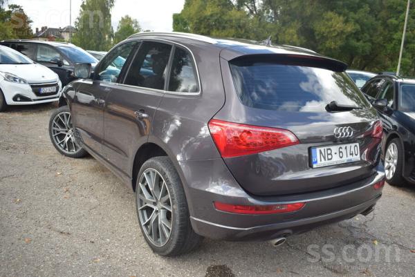 Pelēks Audi Q5 2009 Kuldīga, ar dzinēja tilpumu 3.00 L un nobraukumu 0 tūkst. km par 8350 €, foto 4 vietnē AUTOMOTO.COM.LV