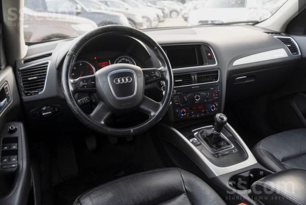 Grey Audi Q5 2009 in Ogre, with an engine capacity of 2.00 L and mileage of 349 thousand km for 6000 €, photo 8 on AUTOMOTO.COM.LV