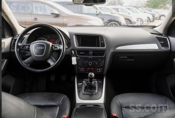 Grey Audi Q5 2009 in Ogre, with an engine capacity of 2.00 L and mileage of 349 thousand km for 6000 €, photo 11 on AUTOMOTO.COM.LV