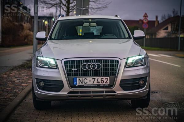 Pelēks Audi Q5 2010 Rīga, ar dzinēja tilpumu 2.00 L un nobraukumu 0 tūkst. km par 8990 €, foto 2 vietnē AUTOMOTO.COM.LV