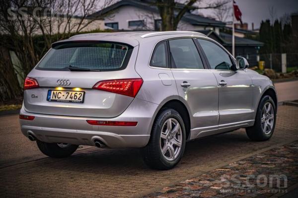 Pelēks Audi Q5 2010 Rīga, ar dzinēja tilpumu 2.00 L un nobraukumu 0 tūkst. km par 8990 €, foto 4 vietnē AUTOMOTO.COM.LV