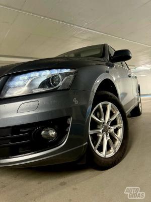 Pelēks Audi Q5 2010 Viļņa, ar dzinēja tilpumu 2.00 L un nobraukumu 138 tūkst. km par 10500 €, foto 5 vietnē AUTOMOTO.COM.LV