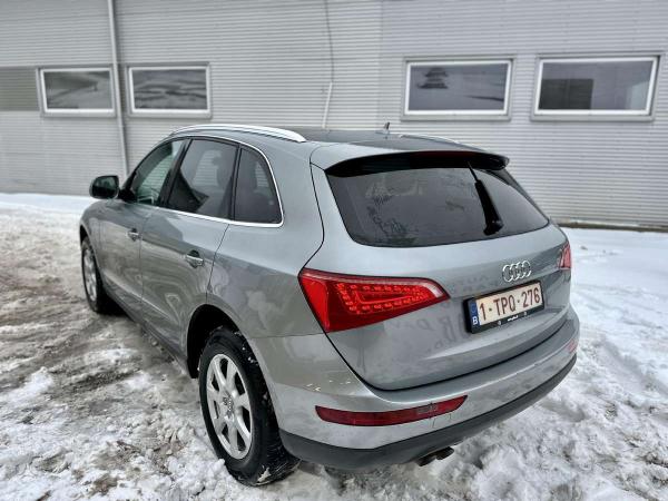Grey Audi Q5 2010 in Siauliai, with an engine capacity of 1.97 L and mileage of 265 thousand km for 8950 €, photo 7 on AUTOMOTO.COM.LV