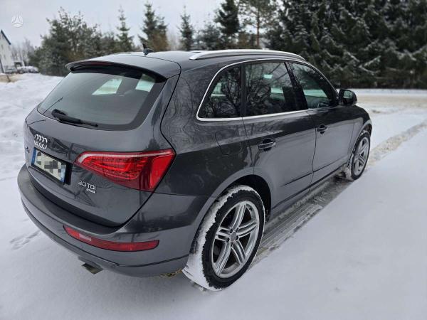Pelēks Audi Q5 2010 Tauragė, ar dzinēja tilpumu 2.97 L un nobraukumu 290 tūkst. km par 8350 €, foto 3 vietnē AUTOMOTO.COM.LV