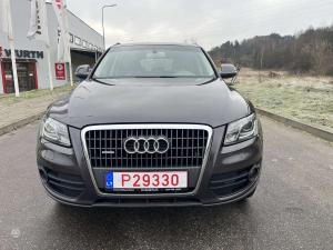 Grey Audi Q5 2010 in Vilnius, with an engine capacity of 1.98 L and mileage of 248 thousand km for 8650 €, photo 2 on AUTOMOTO.COM.LV