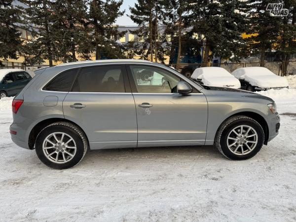 Grey Audi Q5 2010 in Klaipeda, with an engine capacity of 3.20 L and mileage of 269 thousand km for 8300 €, photo 4 on AUTOMOTO.COM.LV