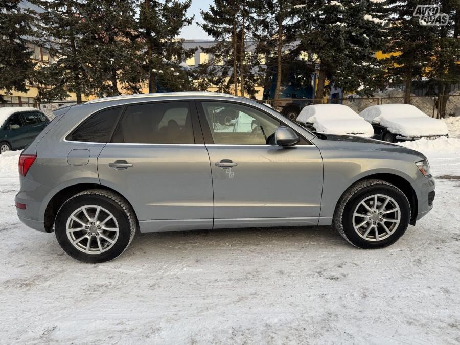 Pelēks Audi Q5 2010 Klaipėda, ar dzinēja tilpumu 3.20 L un nobraukumu 269 tūkst. km par 8300 €, foto 4 vietnē AUTOMOTO.COM.LV