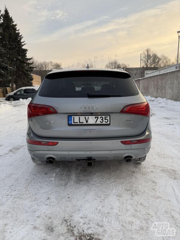 Grey Audi Q5 2010 in Klaipeda, with an engine capacity of 3.20 L and mileage of 269 thousand km for 8300 €, photo 6 on AUTOMOTO.COM.LV