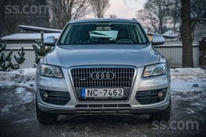 Grey Audi Q5 2010 in Riga, with an engine capacity of 2.00 L and mileage of 0 thousand km for 8990 €, photo 2 on AUTOMOTO.COM.LV