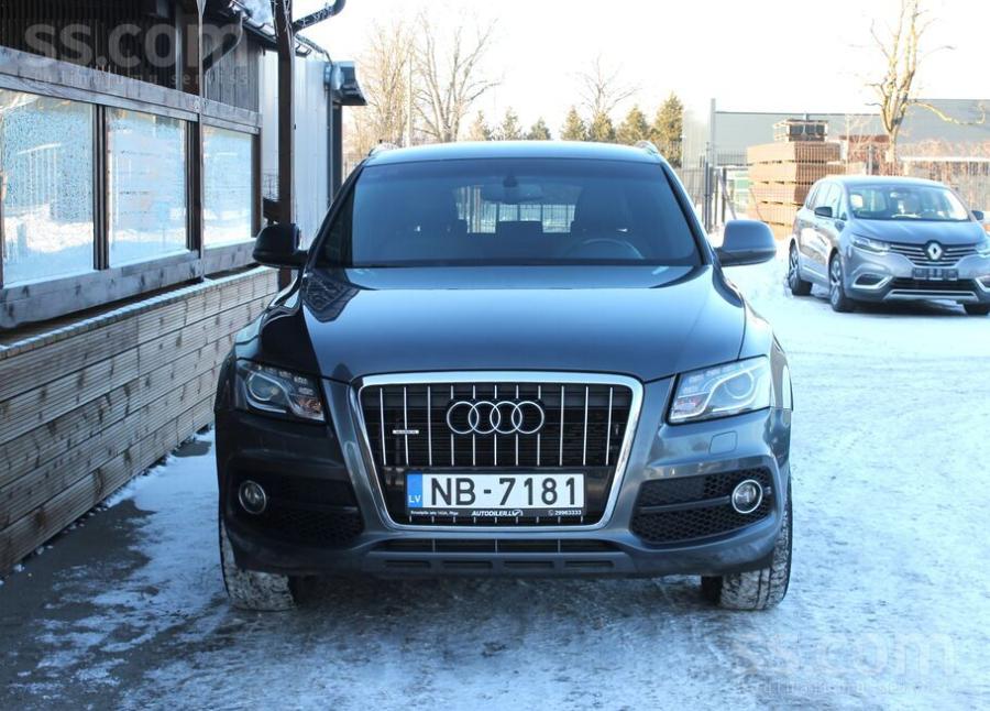 Grey Audi Q5 2010 in Riga, with an engine capacity of 3.00 L and mileage of 0 thousand km for 9650 €, photo 4 on AUTOMOTO.COM.LV