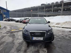 Grey Audi Q5 2010 in Vilnius, with an engine capacity of 1.97 L and mileage of 307 thousand km for 7300 €, photo 2 on AUTOMOTO.COM.LV