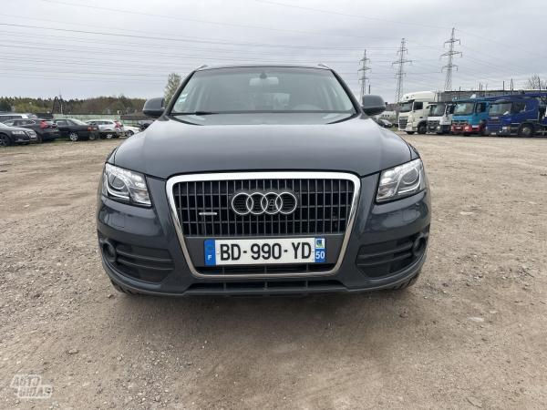 Grey Audi Q5 2010 in Kaunas, with an engine capacity of 2.00 L and mileage of 297 thousand km for 9950 €, photo 3 on AUTOMOTO.COM.LV