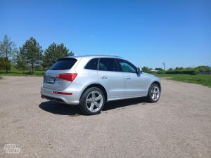 Grey Audi Q5 2010 in Kaunas, with an engine capacity of 3.20 L and mileage of 221 thousand km for 7700 €, photo 6 on AUTOMOTO.COM.LV