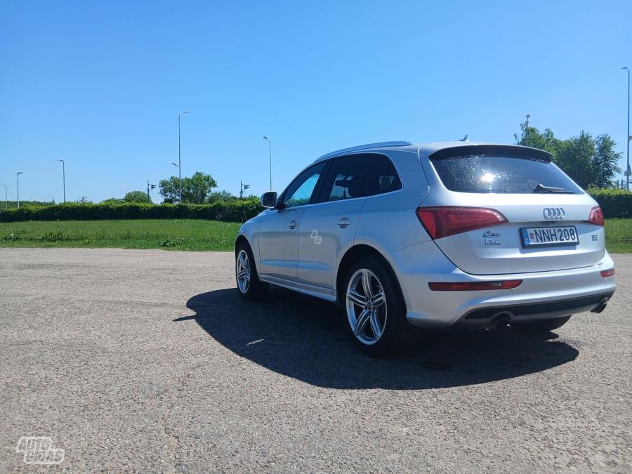 Grey Audi Q5 2010 in Kaunas, with an engine capacity of 3.20 L and mileage of 221 thousand km for 7700 €, photo 8 on AUTOMOTO.COM.LV