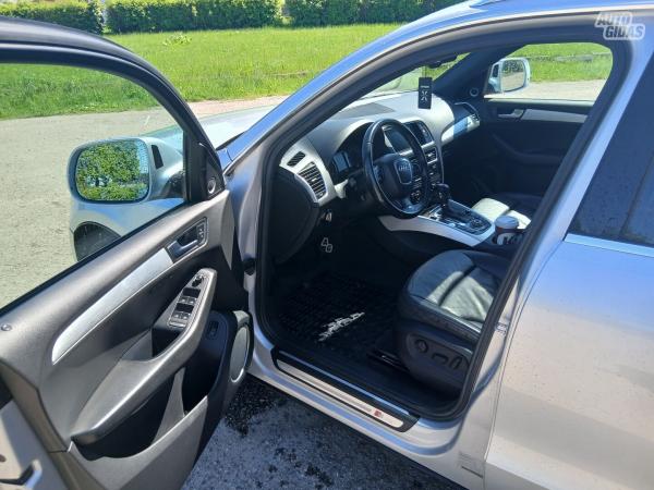 Pelēks Audi Q5 2010 Kauņa, ar dzinēja tilpumu 3.20 L un nobraukumu 221 tūkst. km par 7700 €, foto 8 vietnē AUTOMOTO.COM.LV