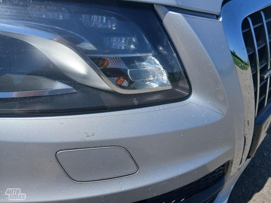 Grey Audi Q5 2010 in Kaunas, with an engine capacity of 3.20 L and mileage of 221 thousand km for 7700 €, photo 21 on AUTOMOTO.COM.LV