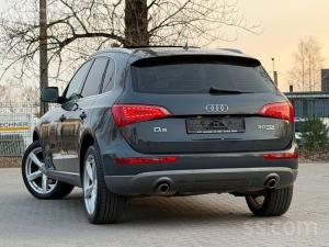 Pelēks Audi Q5 2010 Rīga, ar dzinēja tilpumu 3.00 L un nobraukumu 0 tūkst. km par 8550 €, foto 5 vietnē AUTOMOTO.COM.LV