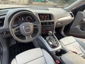 Pelēks Audi Q5 2010 Rīga, ar dzinēja tilpumu 3.00 L un nobraukumu 0 tūkst. km par 8550 €, foto 18 vietnē AUTOMOTO.COM.LV